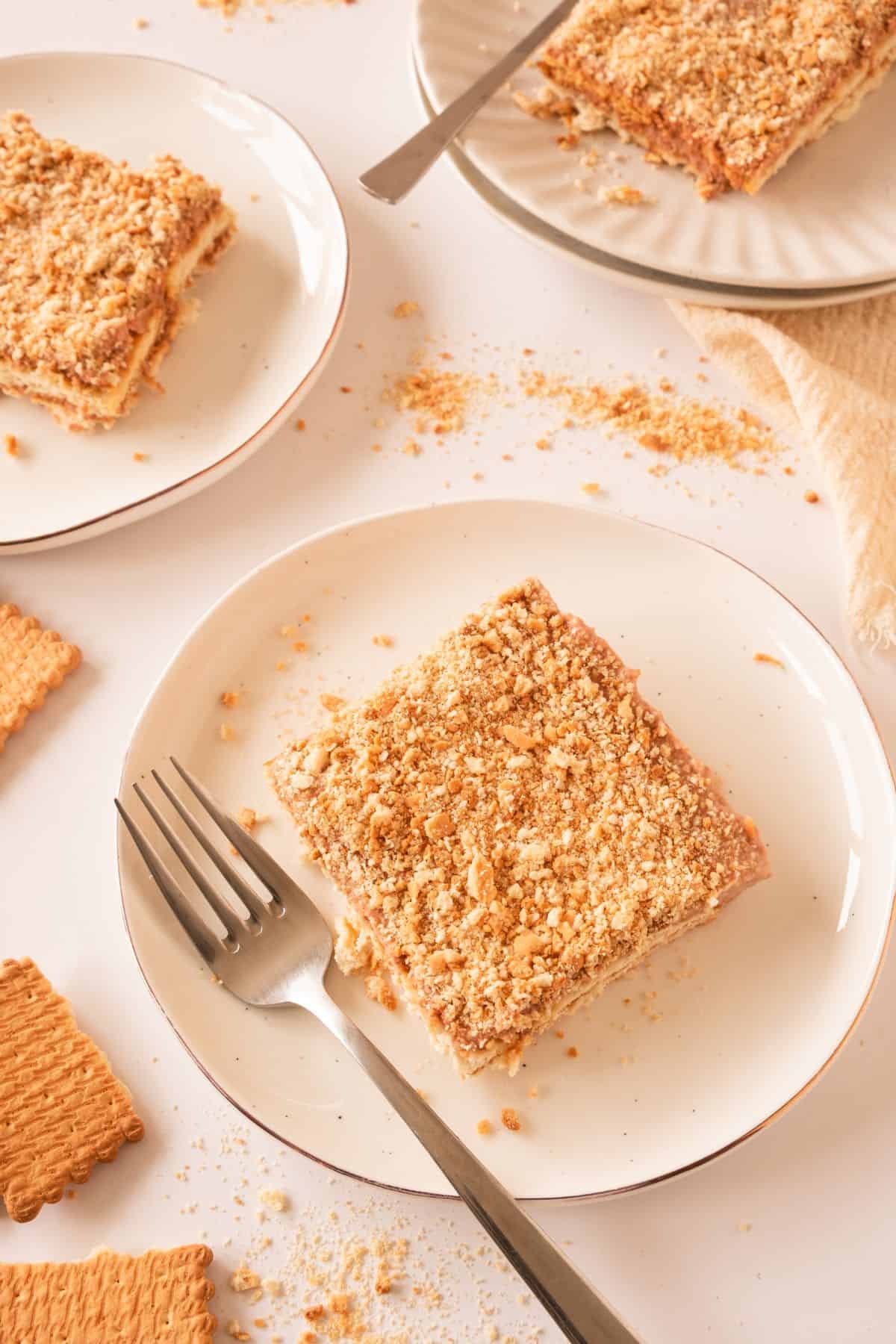 No Bake Biscoff Biscuit Cake | HIFI Bubble