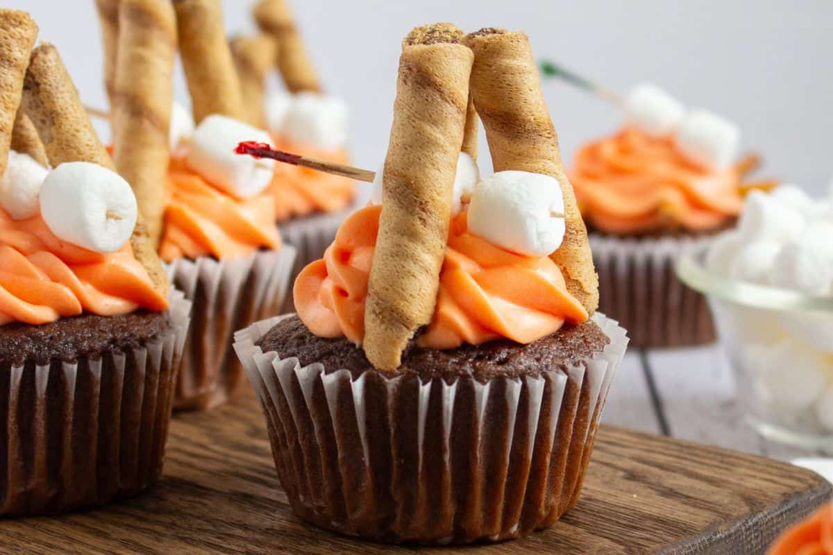 Campfire Cupcakes With Nutella Filling | HIFI Bubble